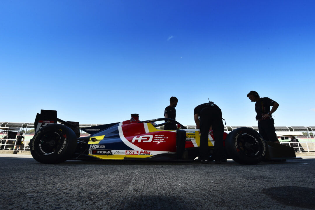 Hfdpドライバー育成事業を拡大 B Max Racing Team